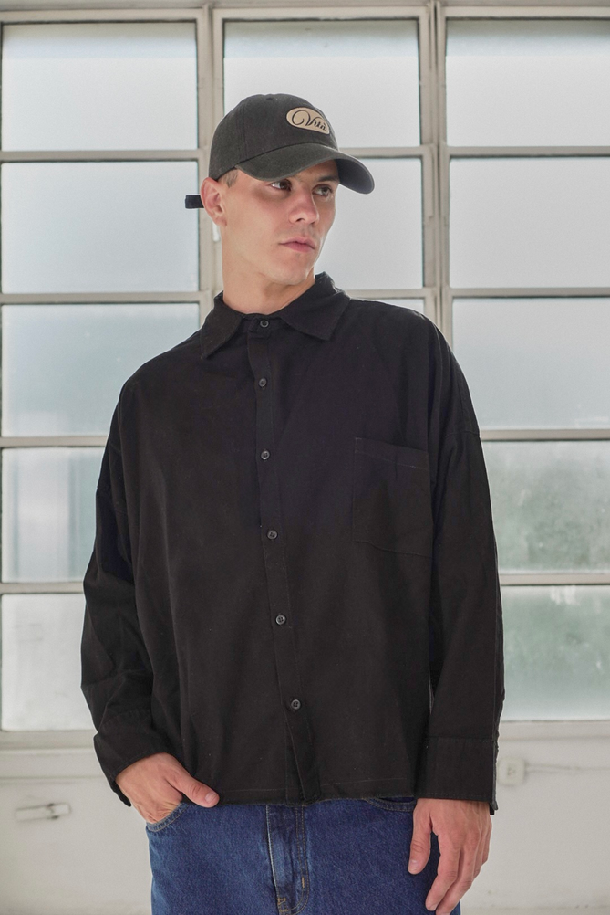 Camisa Boxy Latido Negro - VITA MAYORISTAS