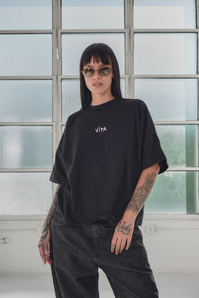 Remera Boxy Infancia - VITA MAYORISTAS